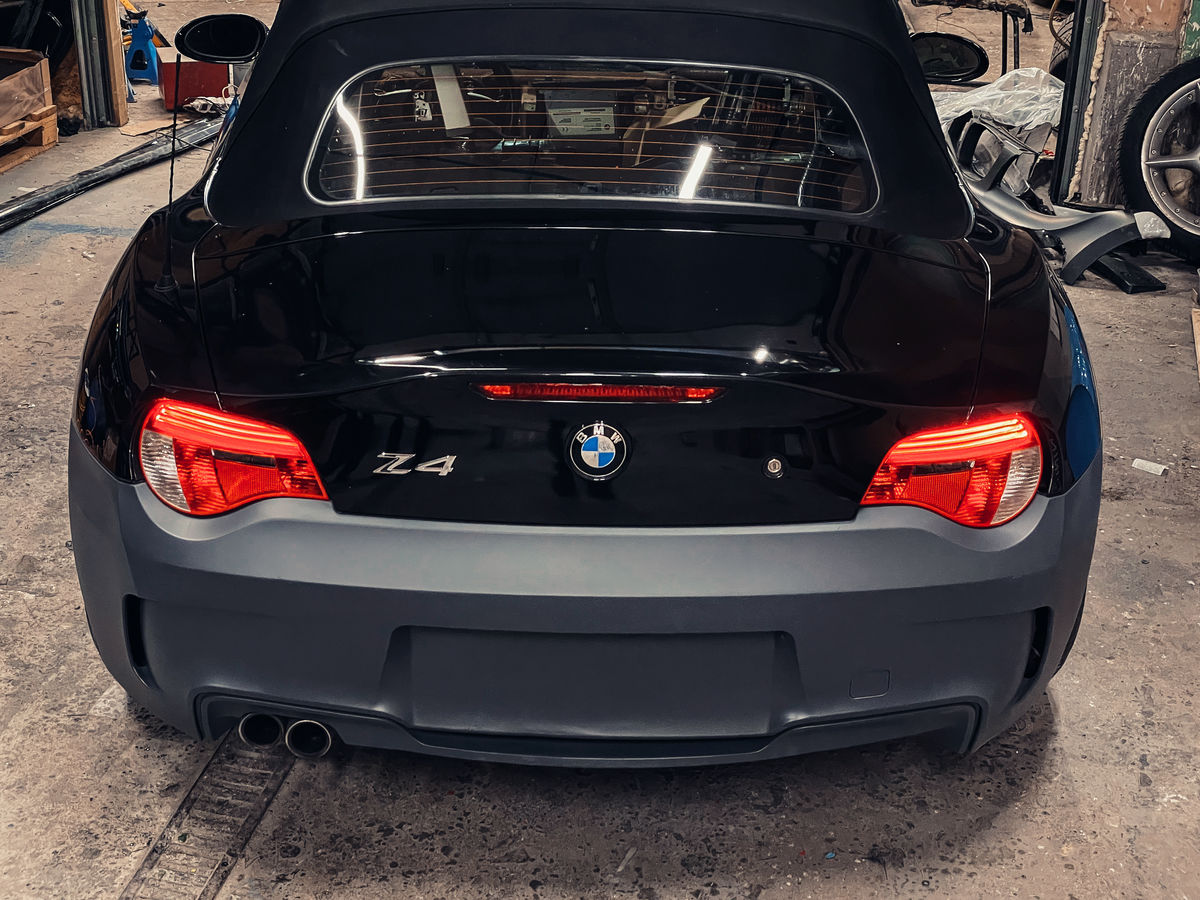 Sport Performance rear bumper for BMW Z4 E85 / E86 in Bumper- genuine ...